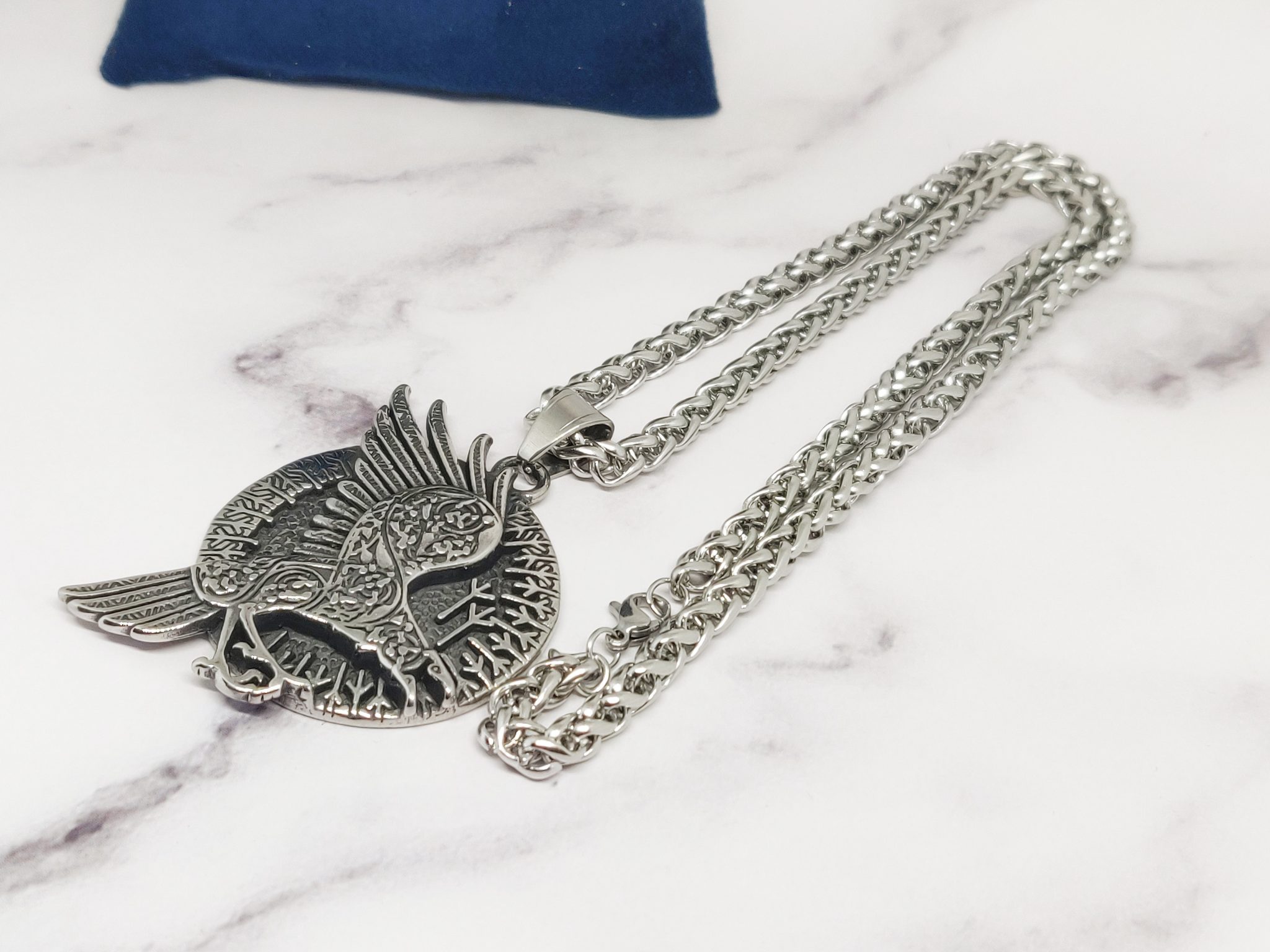 Mei's Viking | Raven Amulet Ketting | Stainless Steel | Zilver | Mei's ...